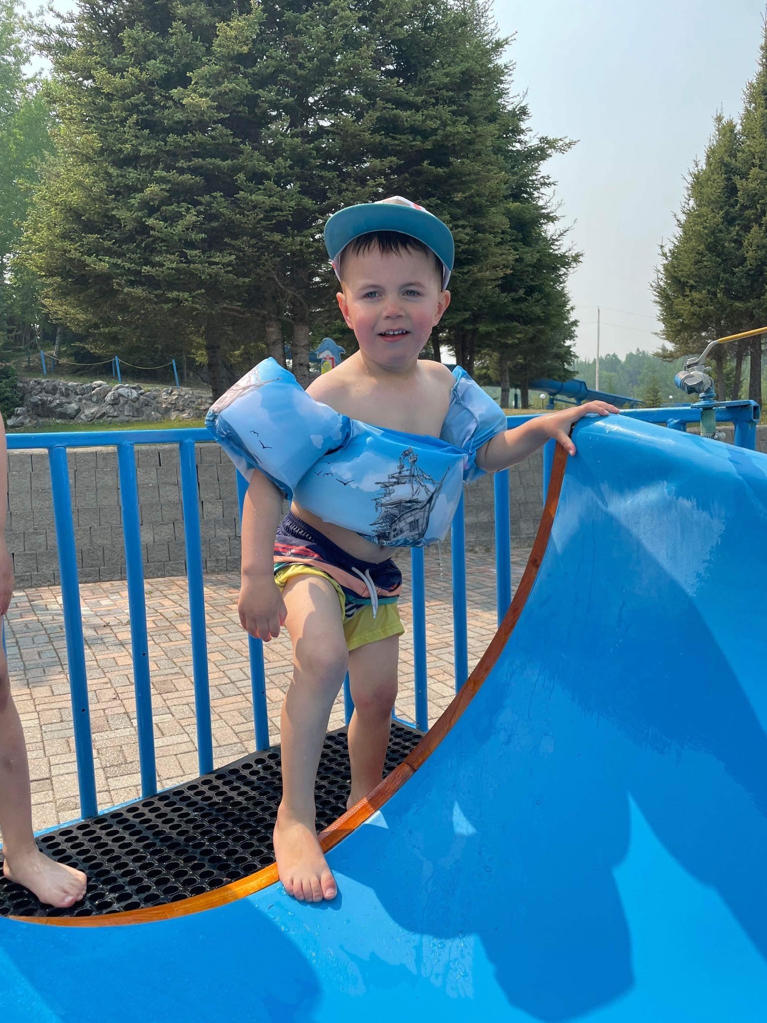 Water Slides – Twin Lakes Camping